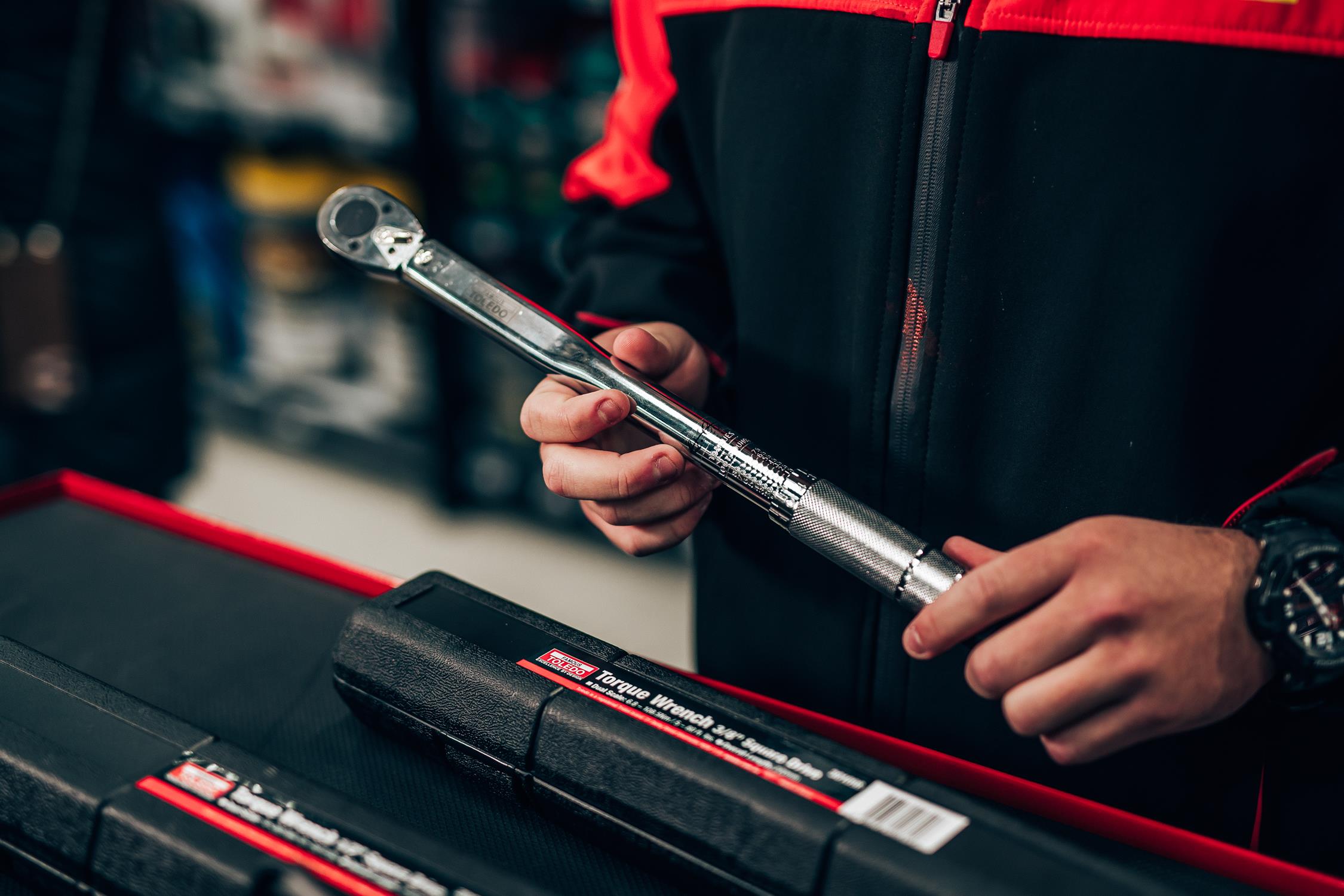 What is a Torque Wrench?